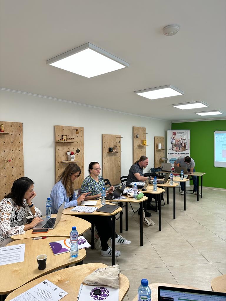 %Dutch_Foundation_of_Innovation_Welfare_2_Work%